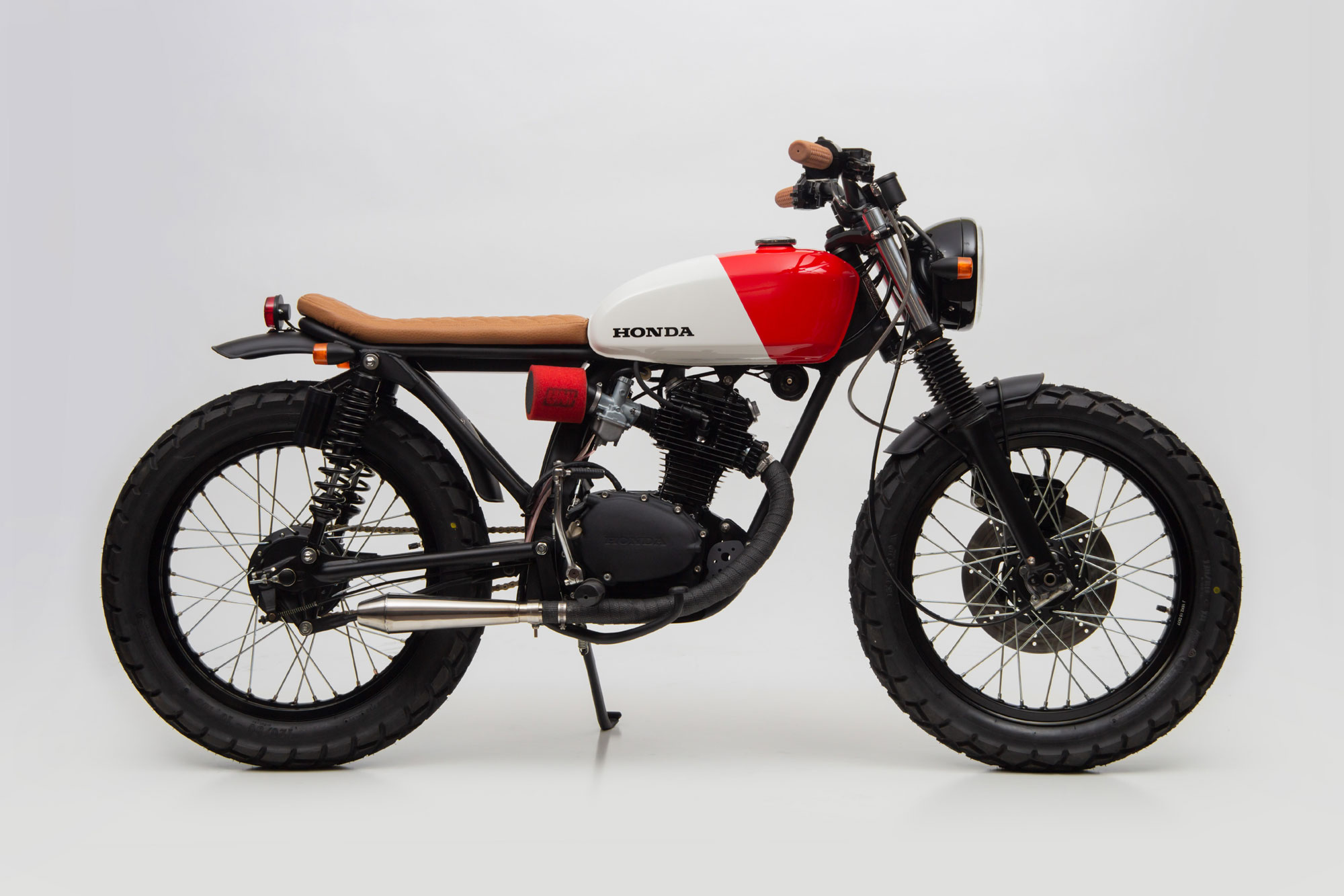 CB125 CITY SCRAMBLER - Compact Customs